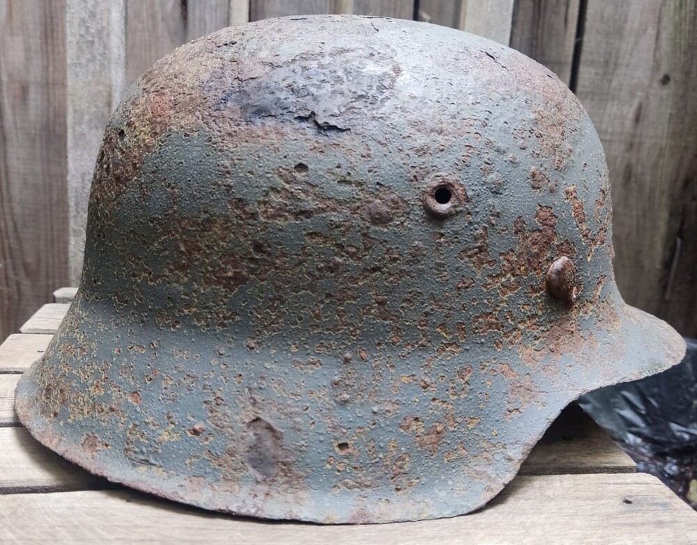 Wehrmacht helmet Decal model 1942, from Novgorod