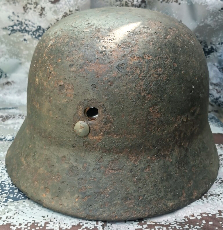 Wehrmacht helmet of 60th motorized division of the Wehrmacht