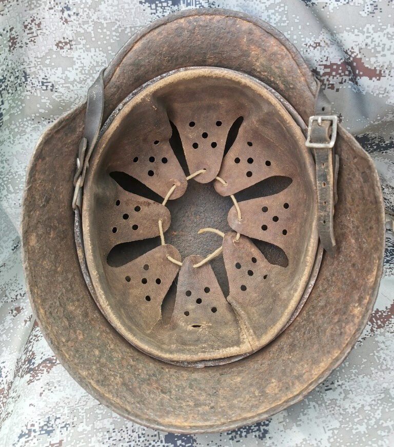 Wehrmacht helmet of 60th motorized division of the Wehrmacht