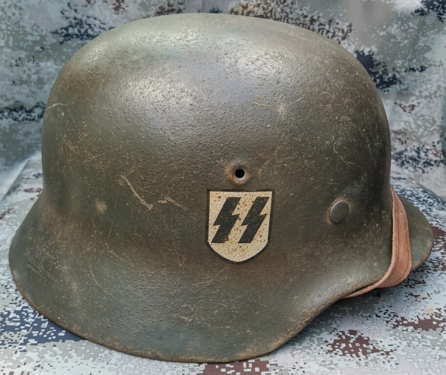 Restored German helmet M40, SS (Demyansk WW2 battle)